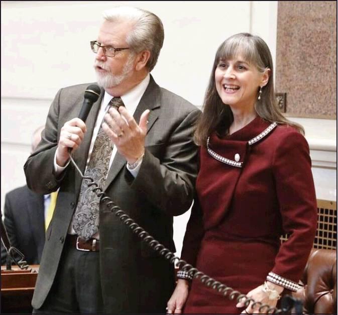 Sen. Thompson sworn in for second term - McIntosh Democrat Sites